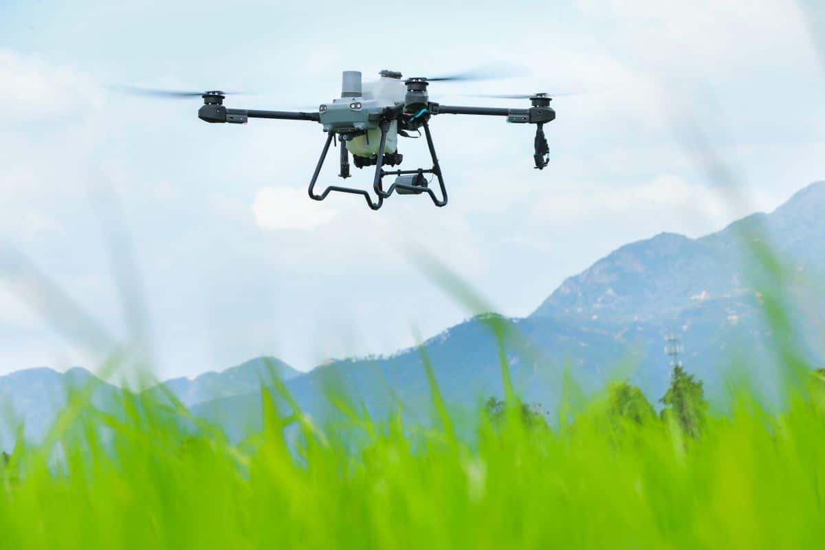 DJI AGRAS T25 - DRONEHRP - DJI Agricultural Drone Solutions From Europe ...