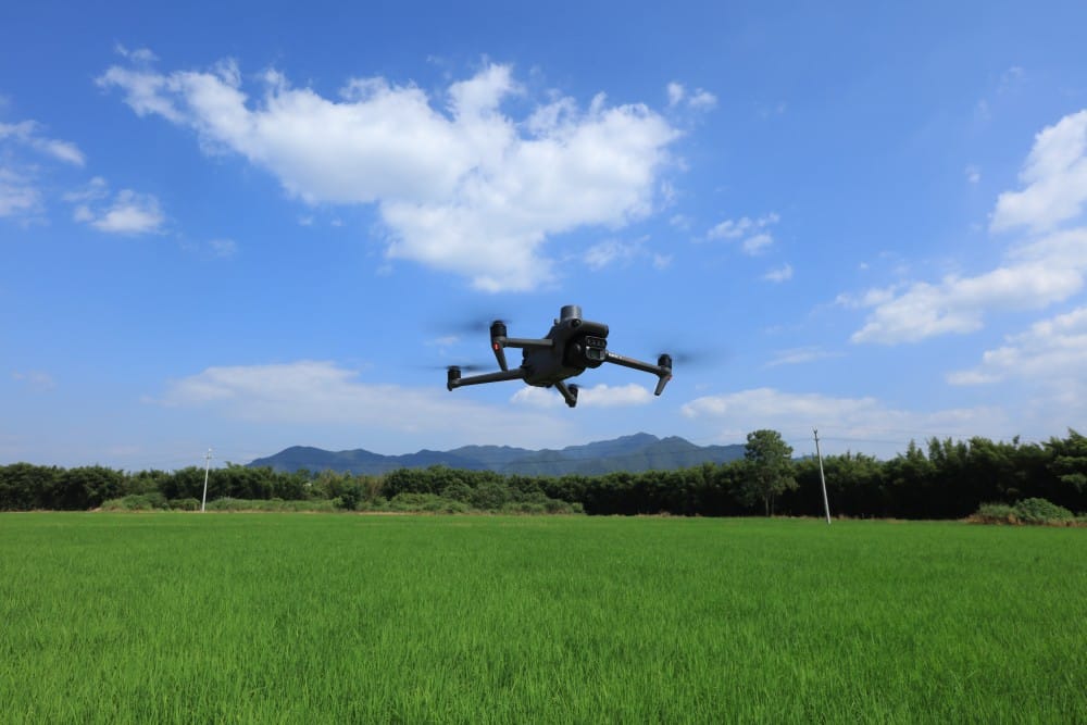 DJI Mavic 3 Multispectral - DRONEHRP - DJI Agricultural Drone Solutions ...